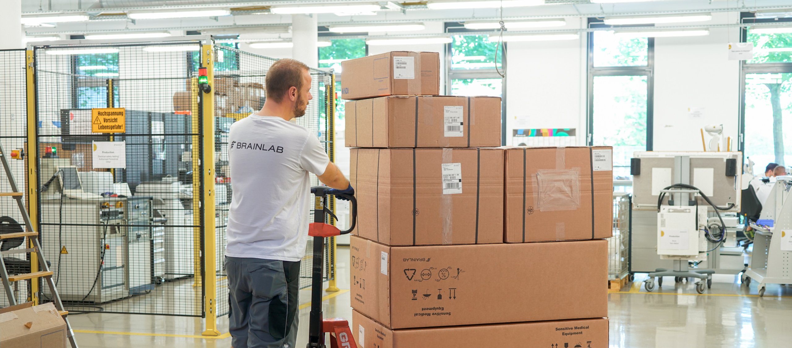 Careers: Explore our teams and open jobs | Brainlab